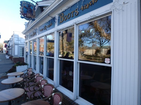 Custom Sign Bear and Boots – Locust Street Sign