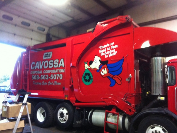 Vehicle Lettering Cavossa – Locust Street Sign